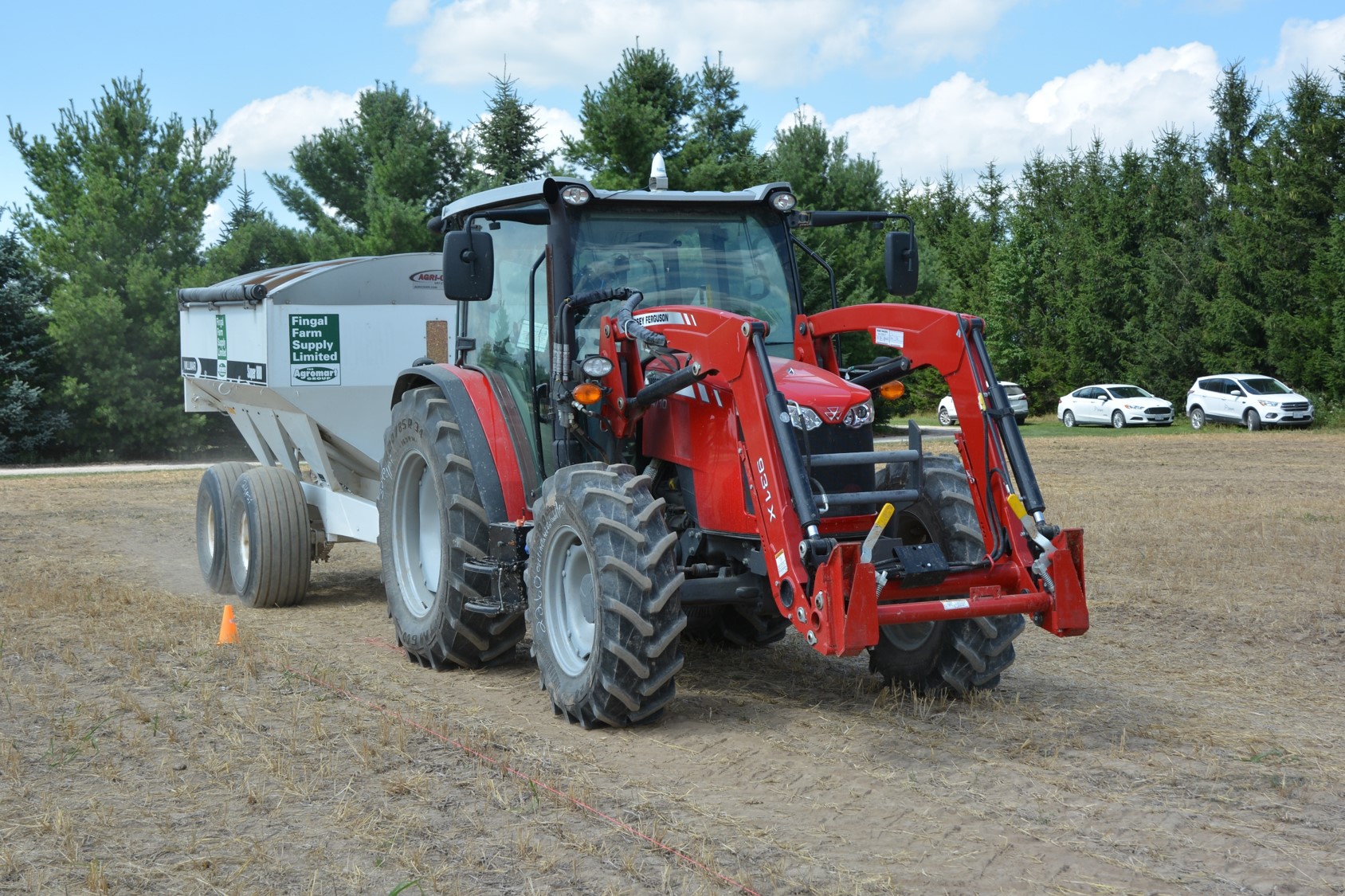Unit E35: Pull Type Dry Fertilizer Spinner Spreader w Tandem 19L-16 ...