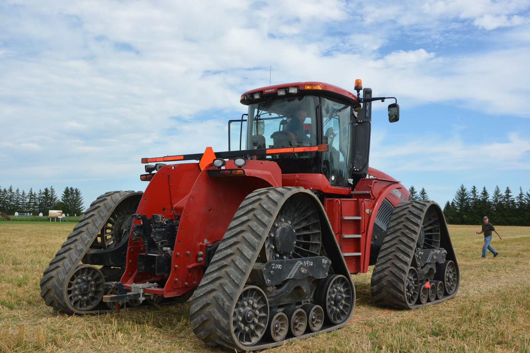 Unit D3: CaseIH Steiger 420 Tracked Articulated Tractor – Field Crop News