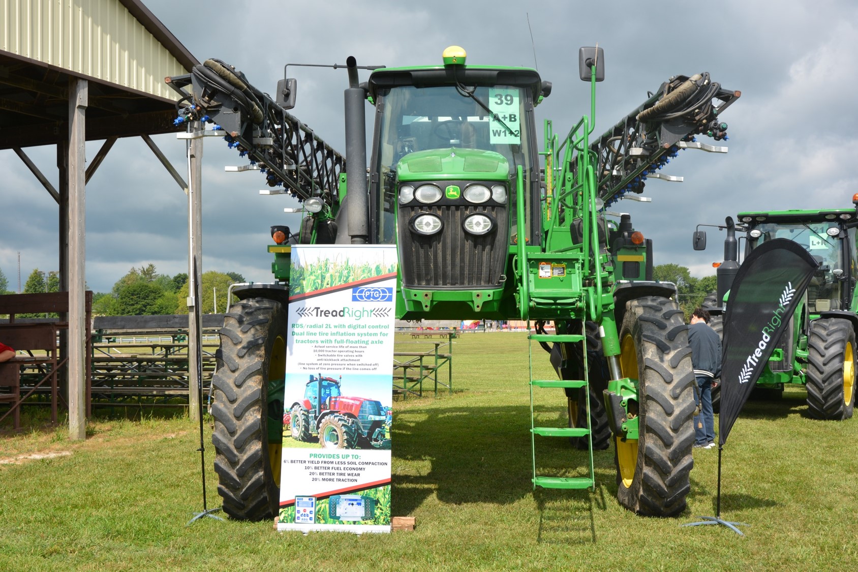 Unit 1: John Deere 4940 SP Sprayer with VF 420/95 R50 and CTIS – Field ...