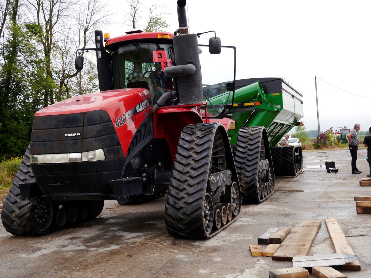 Unit D3+ D33: CaseIH STX420 Articulated Narrow Track Tractor ...