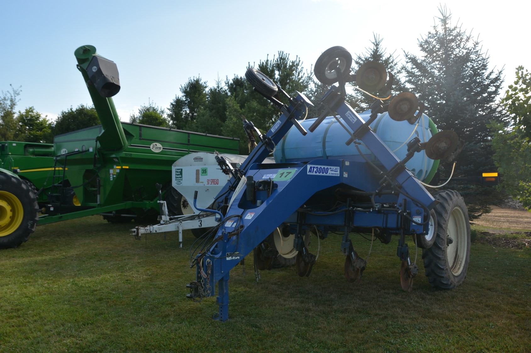 Unit 17: BlueJet AT3000 Sidedress Nitrogen Applicator w 12.4-38 Bias ...