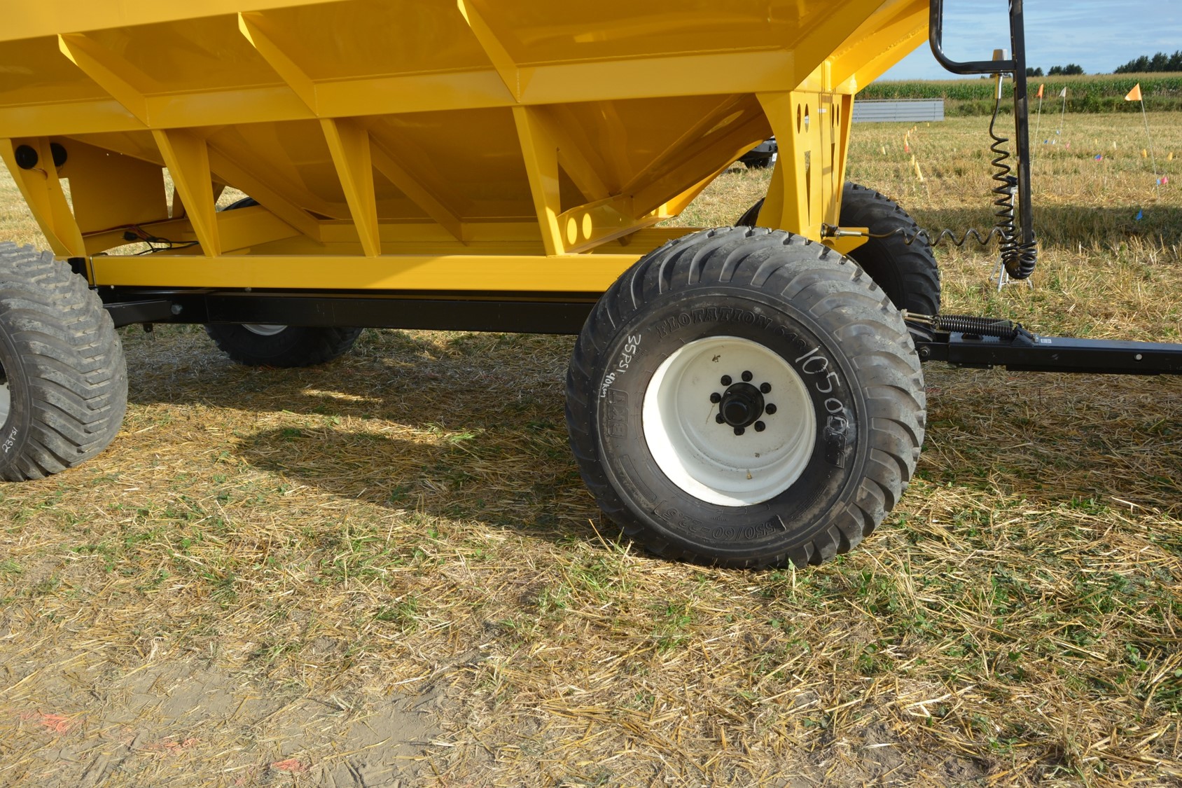 Unit D28: Agrimaster A600 Gravity Wagon with 550 Bias – Field Crop News