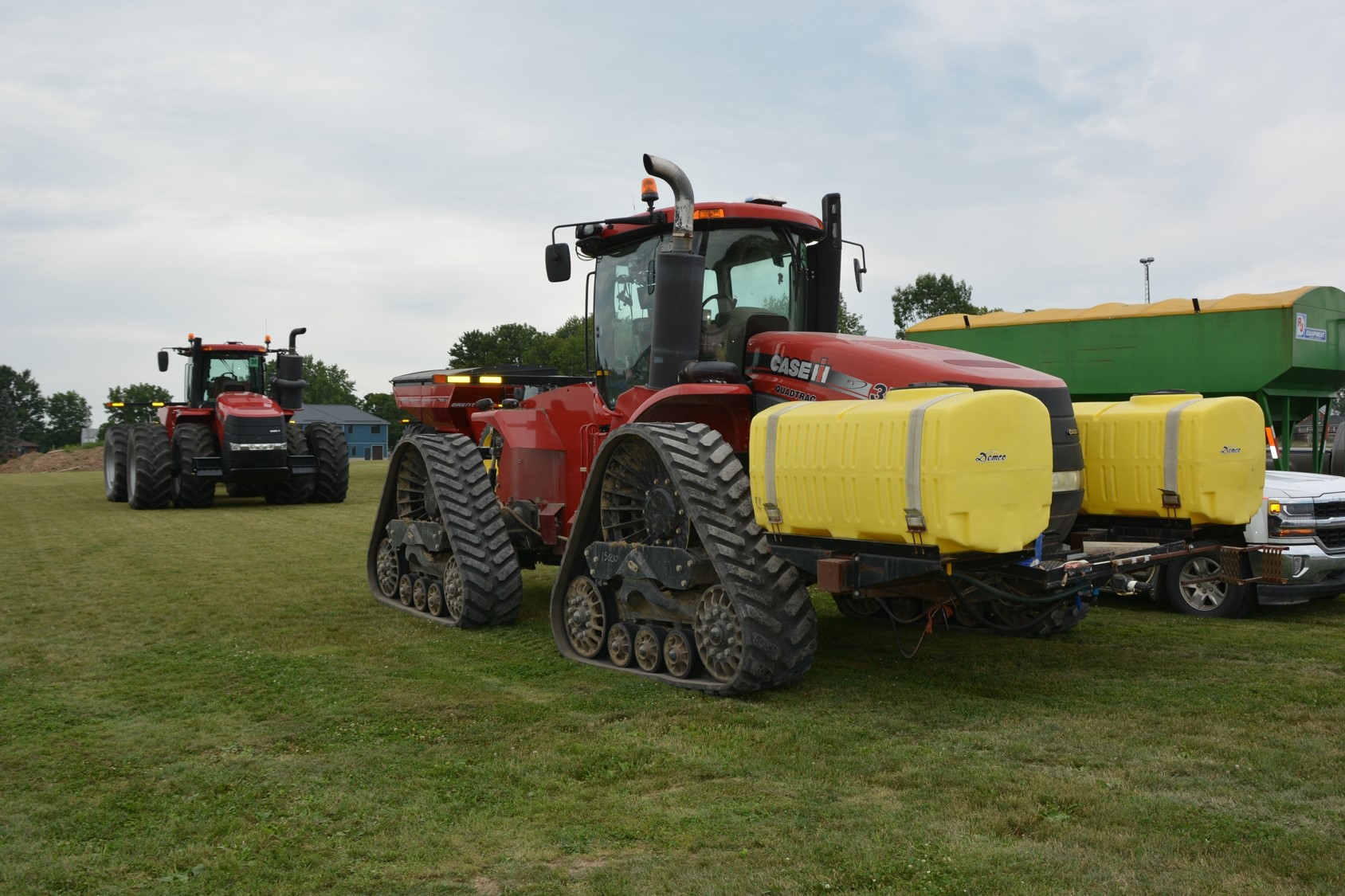 Unit 28: Tracked Articulated CaseIH Quadtrac 350 Tractor w 24” Track ...
