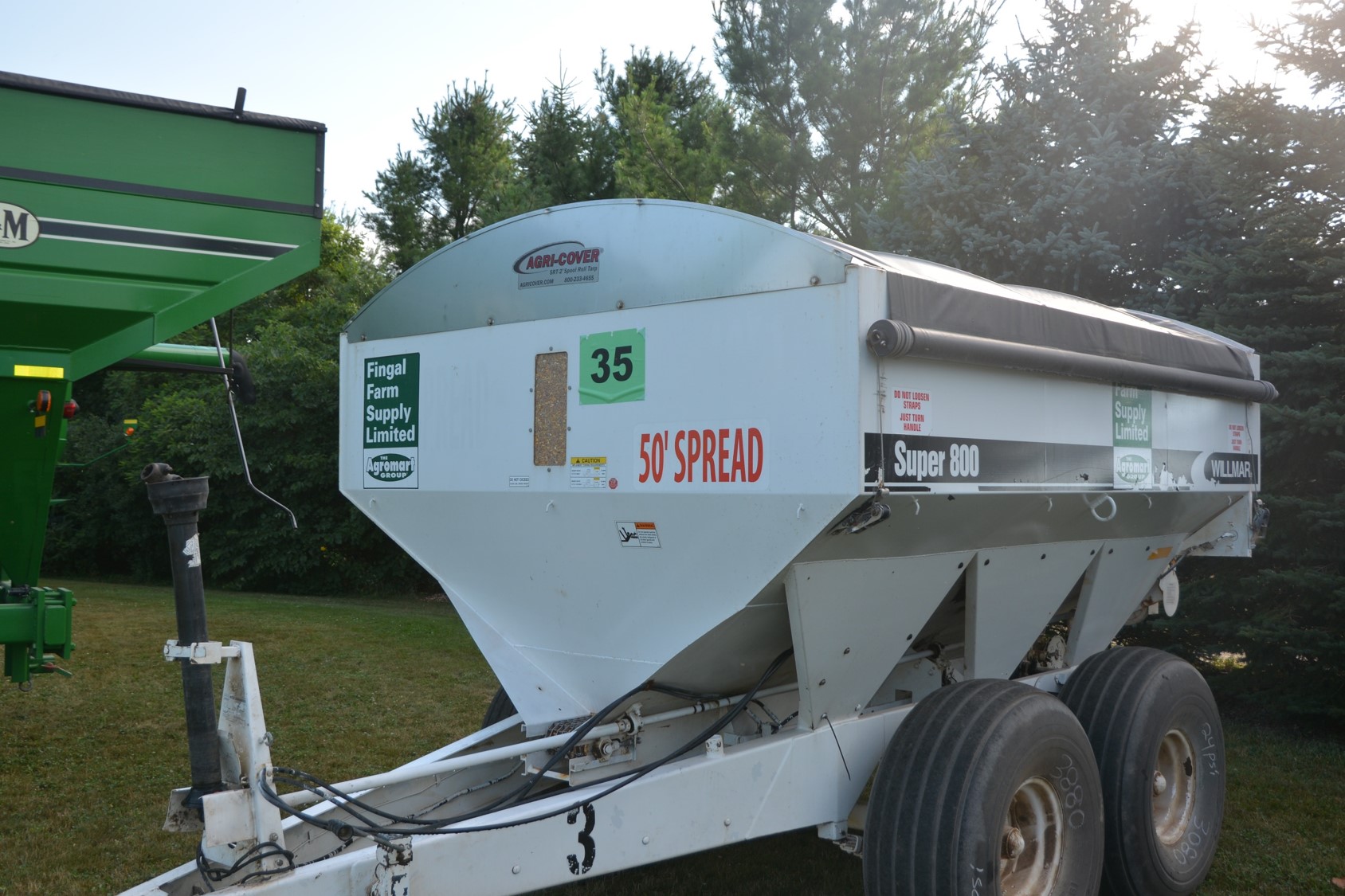 Unit E35: Pull Type Dry Fertilizer Spinner Spreader w Tandem 19L-16 ...
