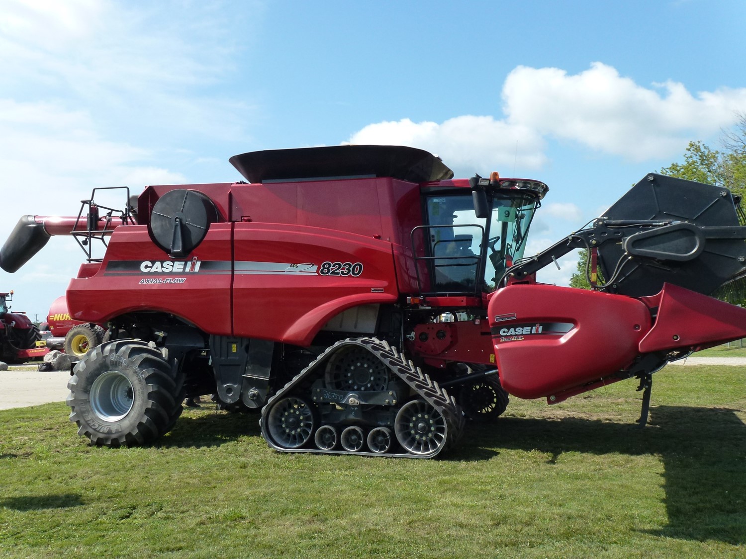 Unit E9: CaseIH 8230 Tracked Combine – Field Crop News
